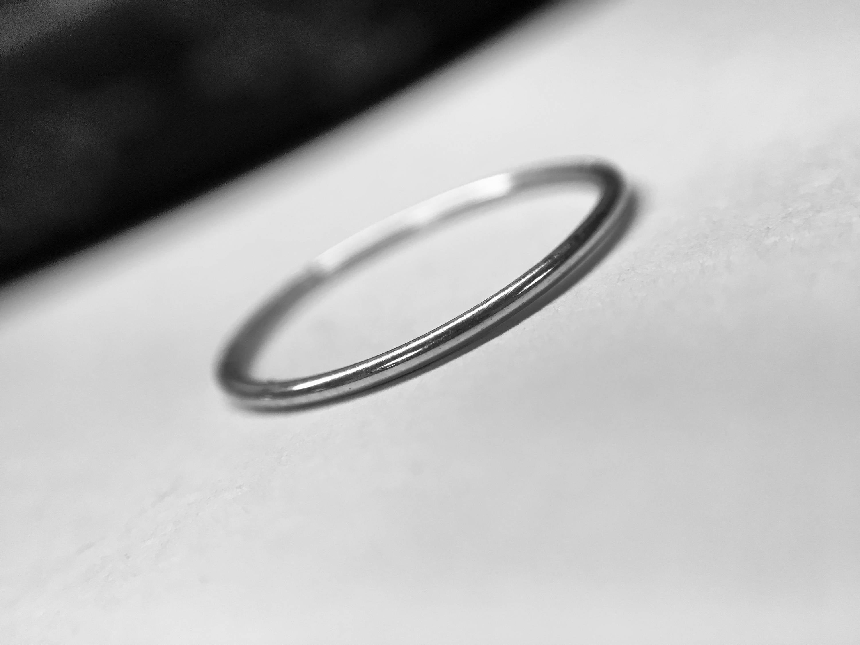 Skinny Silver Ring Ultra Dainty 1mm – Dinan Rings Store